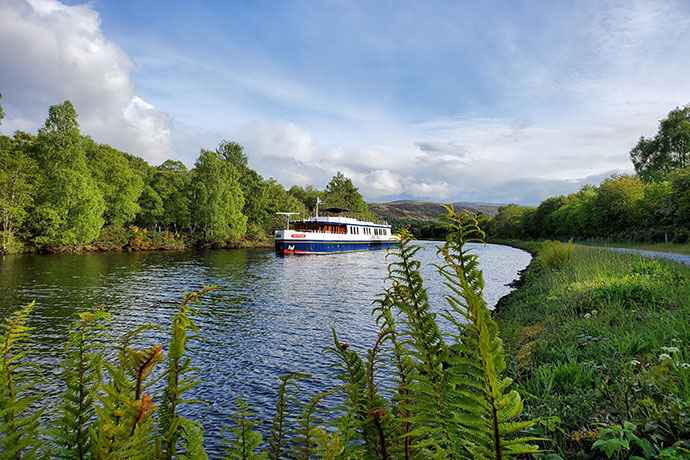 Scotland - Barge Lady