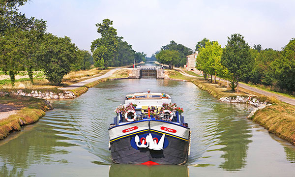 Charming Barge Cruises - Barge Lady