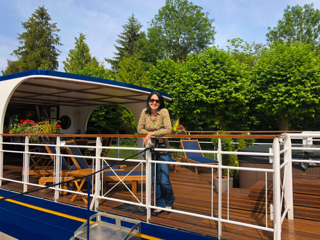 Unlock the Upper Loire Aboard Barge Renaissance - Barge Lady